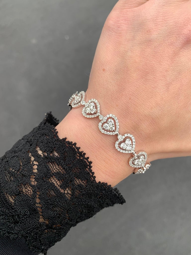 18 Karat White Gold Gregg Ruth Diamond Heart Bracelet For Sale at ...