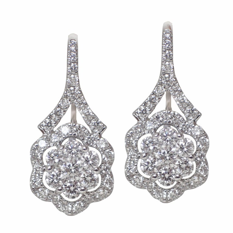 18 Karat White Gold Lever-Back Earrings with 1.01 Carat of Diamond at ...
