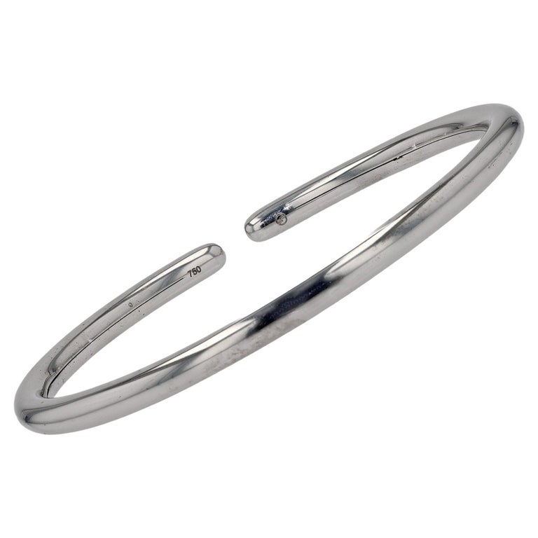 18k White Gold Modern Cuff Bangle Bracelet For Sale at 1stDibs