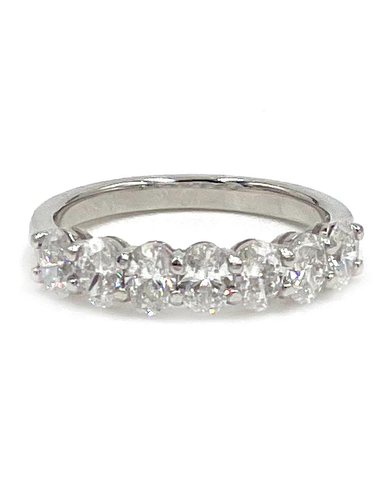 18K White Gold Oval Diamond Band For Sale at 1stDibs