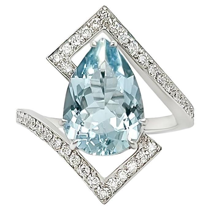 18K White Gold Palladium Ring Set with White Diamonds and Aquamarine ...