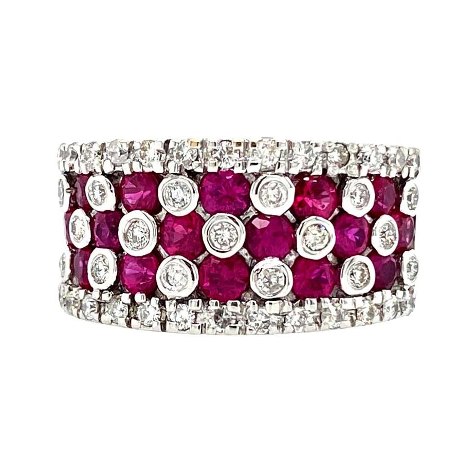 Estate Ruby, Diamond and Gold Ring For Sale at 1stDibs