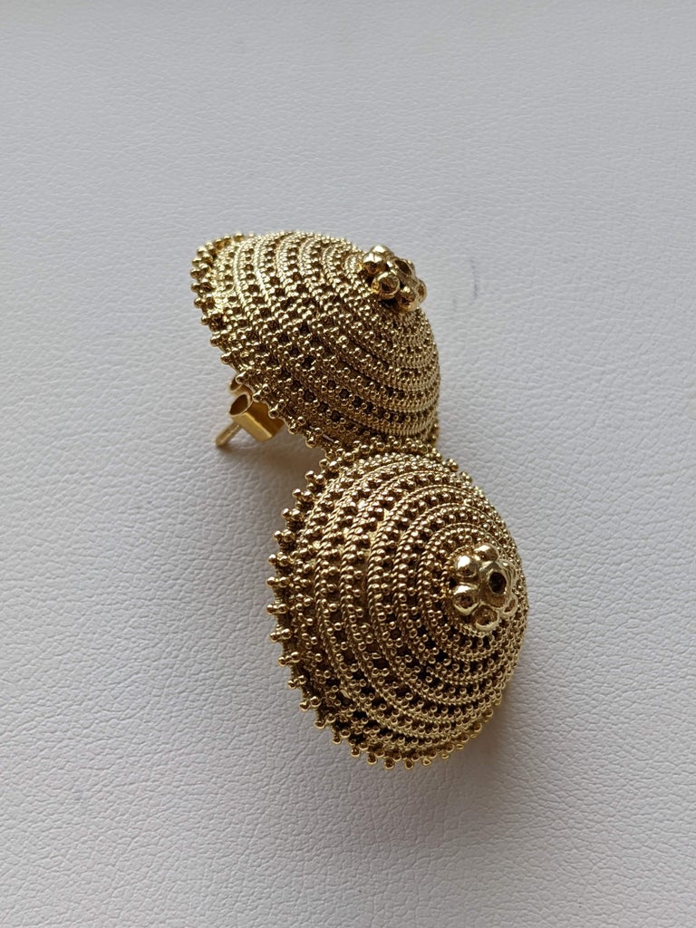 18K Yellow Gold Antique Indian Textured Dome Stud Earrings For Sale at ...