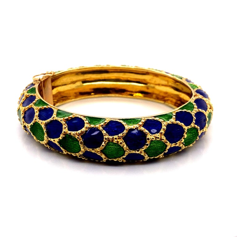 18K Yellow Gold Blue and Green Enamel Fishnet Bangle Bracelet For Sale ...