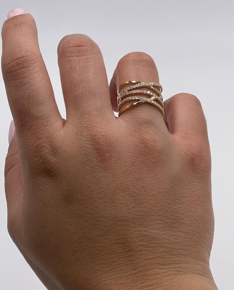 18K Yellow Gold Criss Cross Ring For Sale at 1stDibs