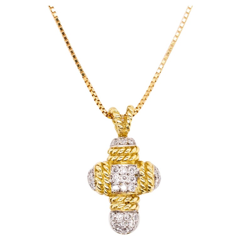 18K Yellow Gold Cross Diamond Necklace For Sale at 1stDibs