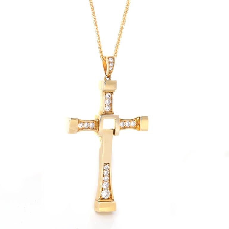 18K Yellow Gold Cross Pendant Necklace with CZ For Sale at 1stDibs
