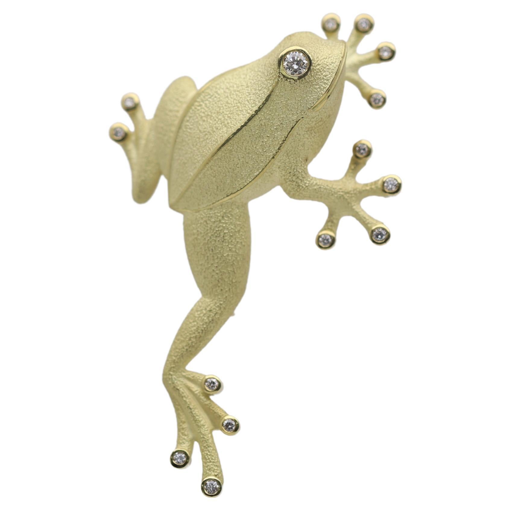 English Yellow Sapphire Diamond Gold Frog Brooch Pin For Sale at 1stDibs