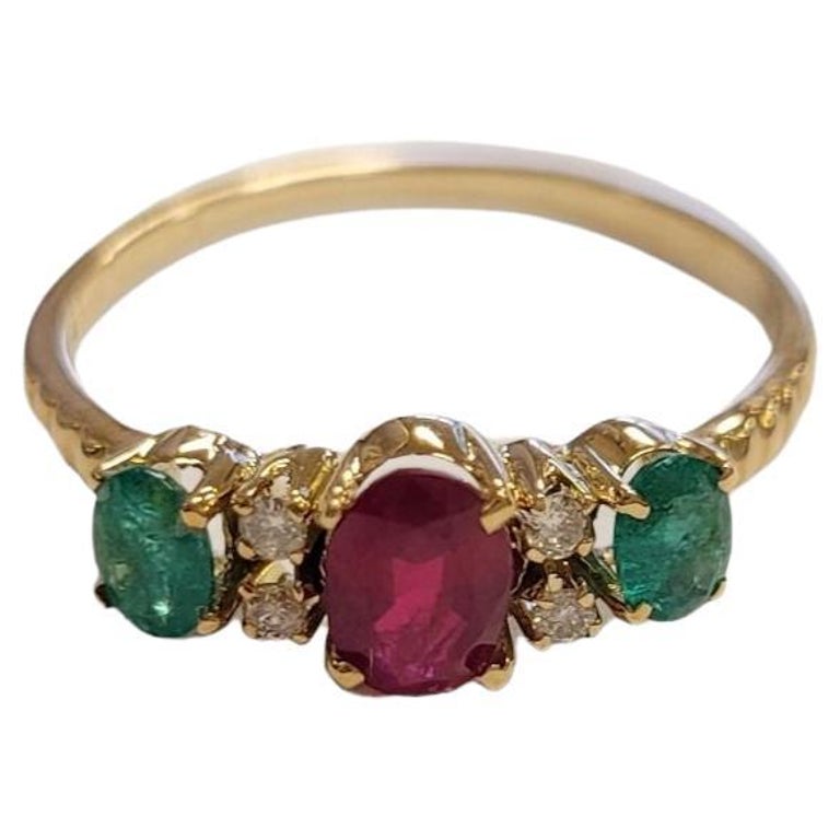 18k Yellow Gold Diamond Ruby and Emerald Ring For Sale at 1stDibs