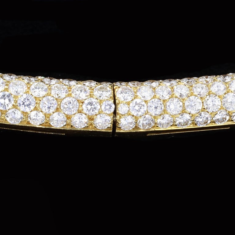 18k Yellow Gold Diamond Tube Segment Necklace For Sale at 1stDibs