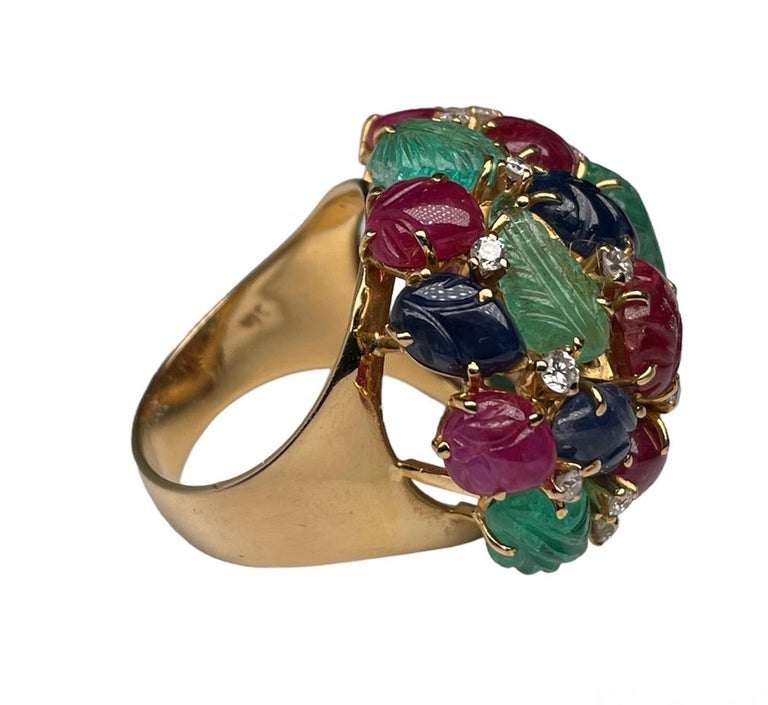 18k Yellow Gold Emeralds, Sapphires, Rubies, Diamonds Tutti-Frutti Cocktail Ring For Sale at 1stDibs