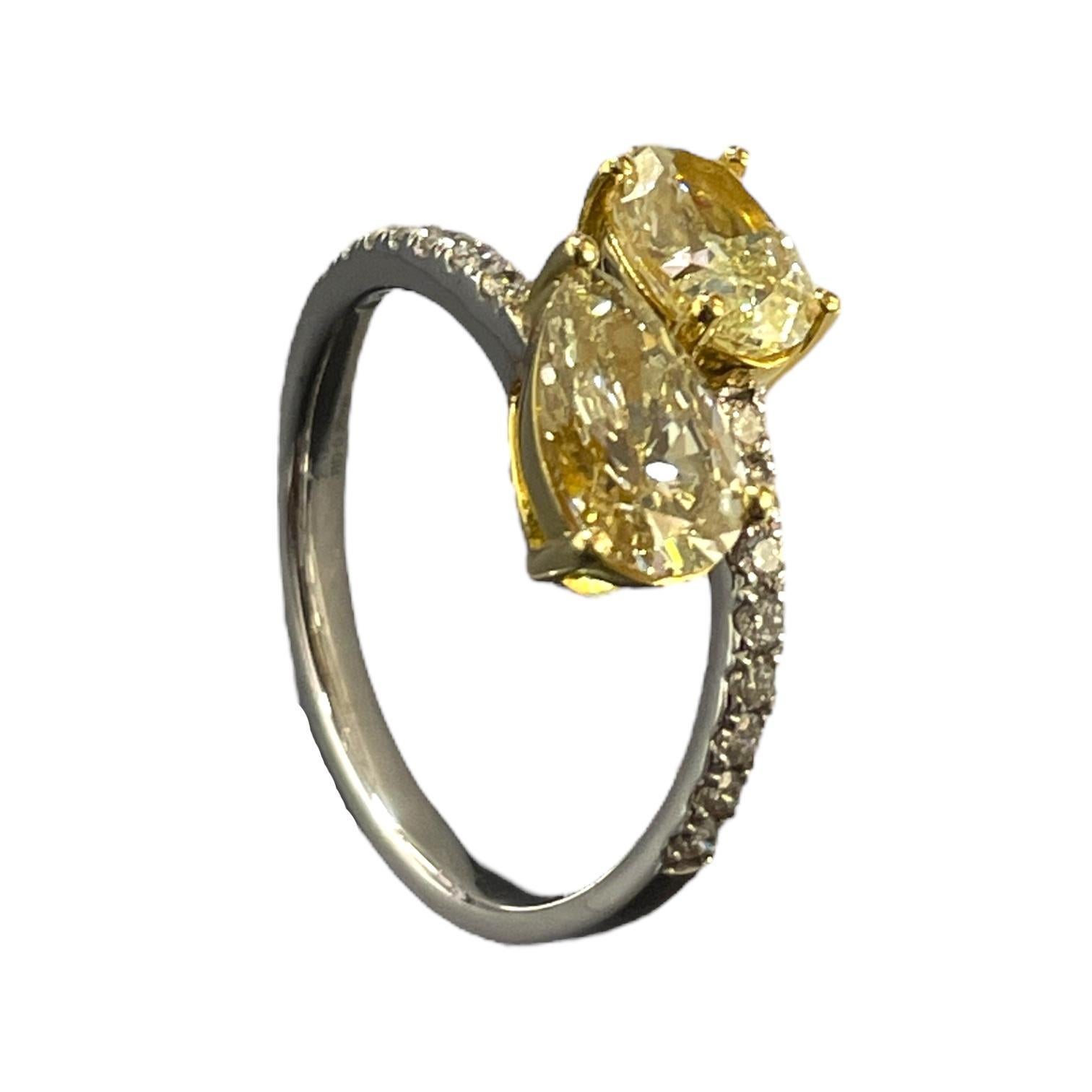18K Yellow Gold Fancy Yellow Diamond Yin Yang Ring For Sale at 1stDibs