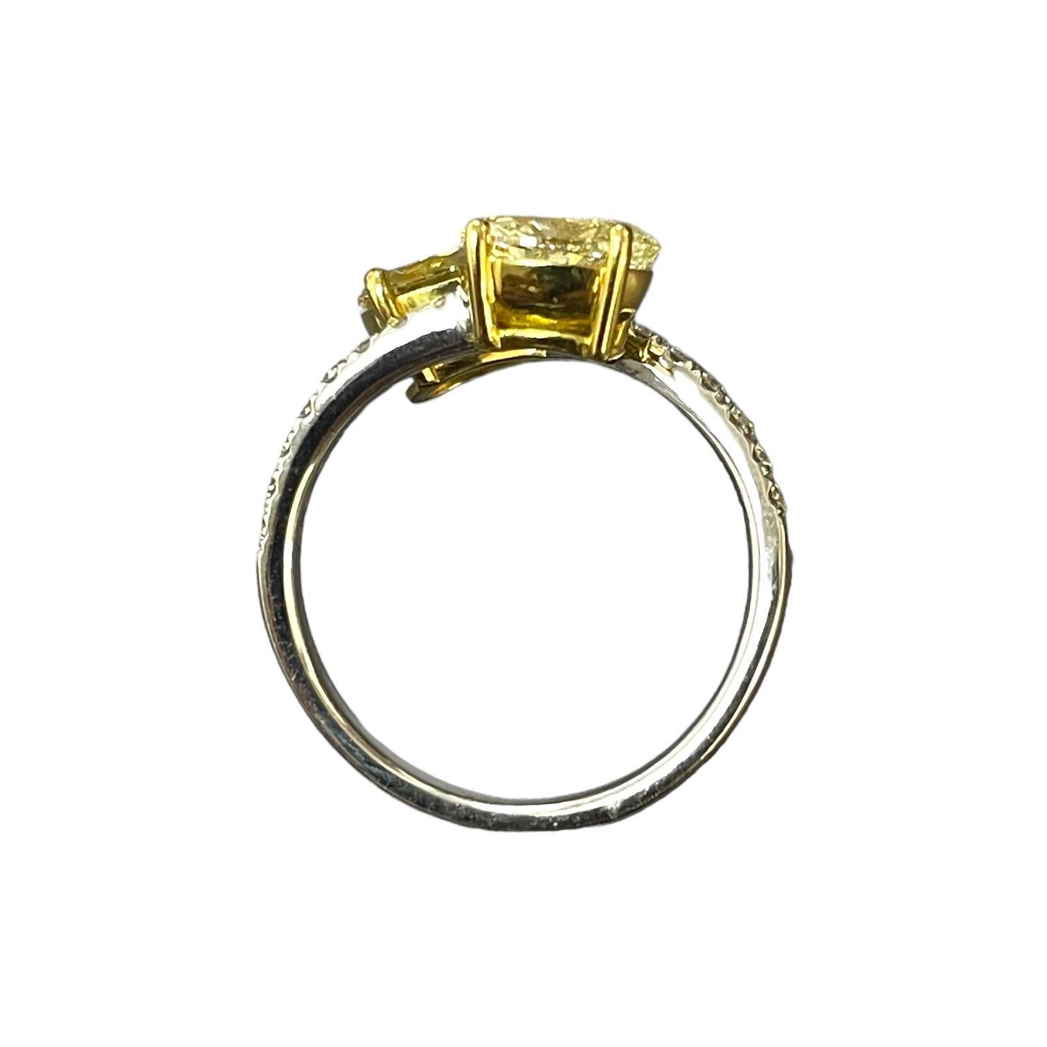 18K Yellow Gold Fancy Yellow Diamond Yin Yang Ring For Sale at 1stDibs