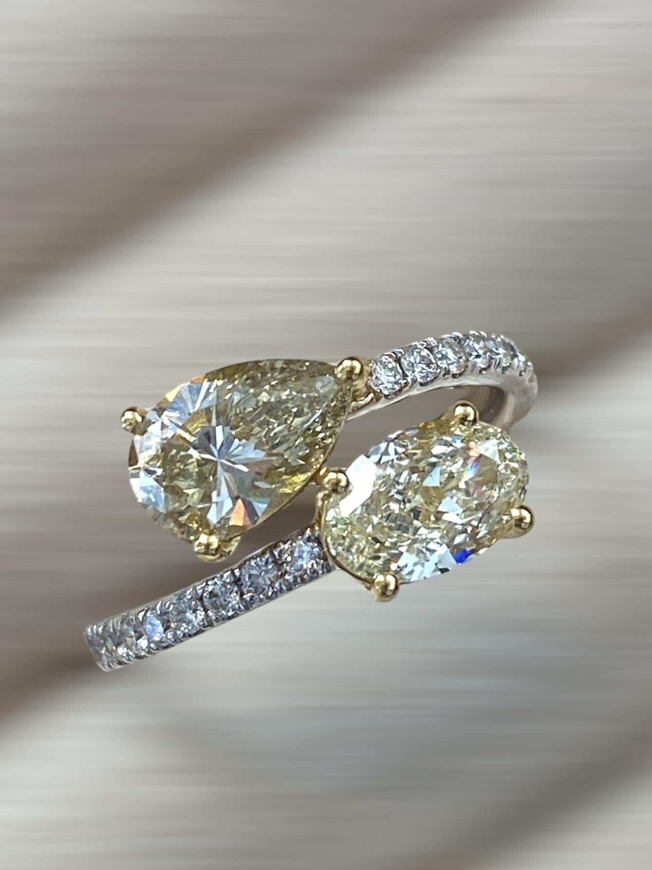 18K Yellow Gold Fancy Yellow Diamond Yin Yang Ring For Sale at 1stDibs