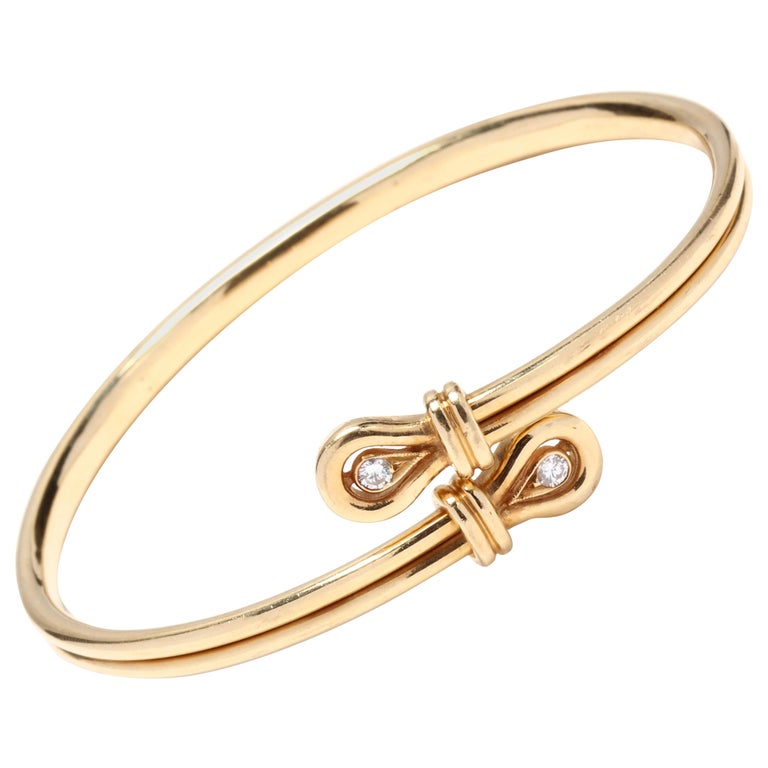 18 Karat Yellow Gold Flexible Diamond Loop Cuff Bracelet at 1stDibs