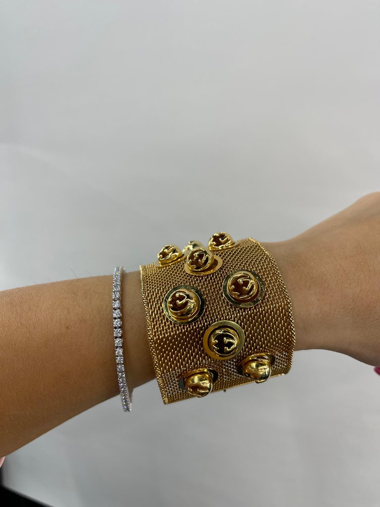 18K Yellow Gold Gucci Kinetic Logo Balls Flexible Bracelet For Sale at ...