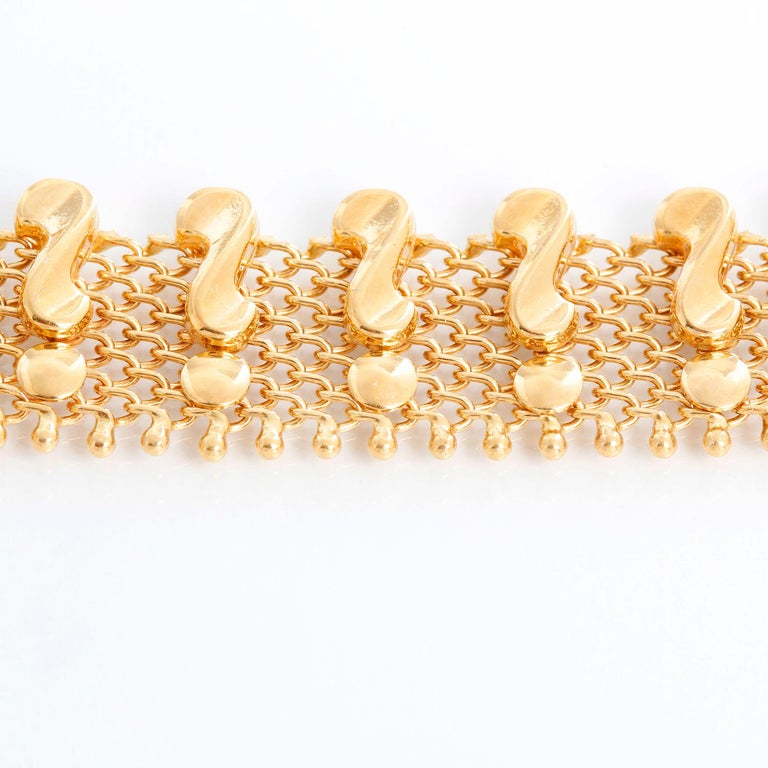 18K Yellow Gold Mesh and Swirl Necklace For Sale at 1stDibs