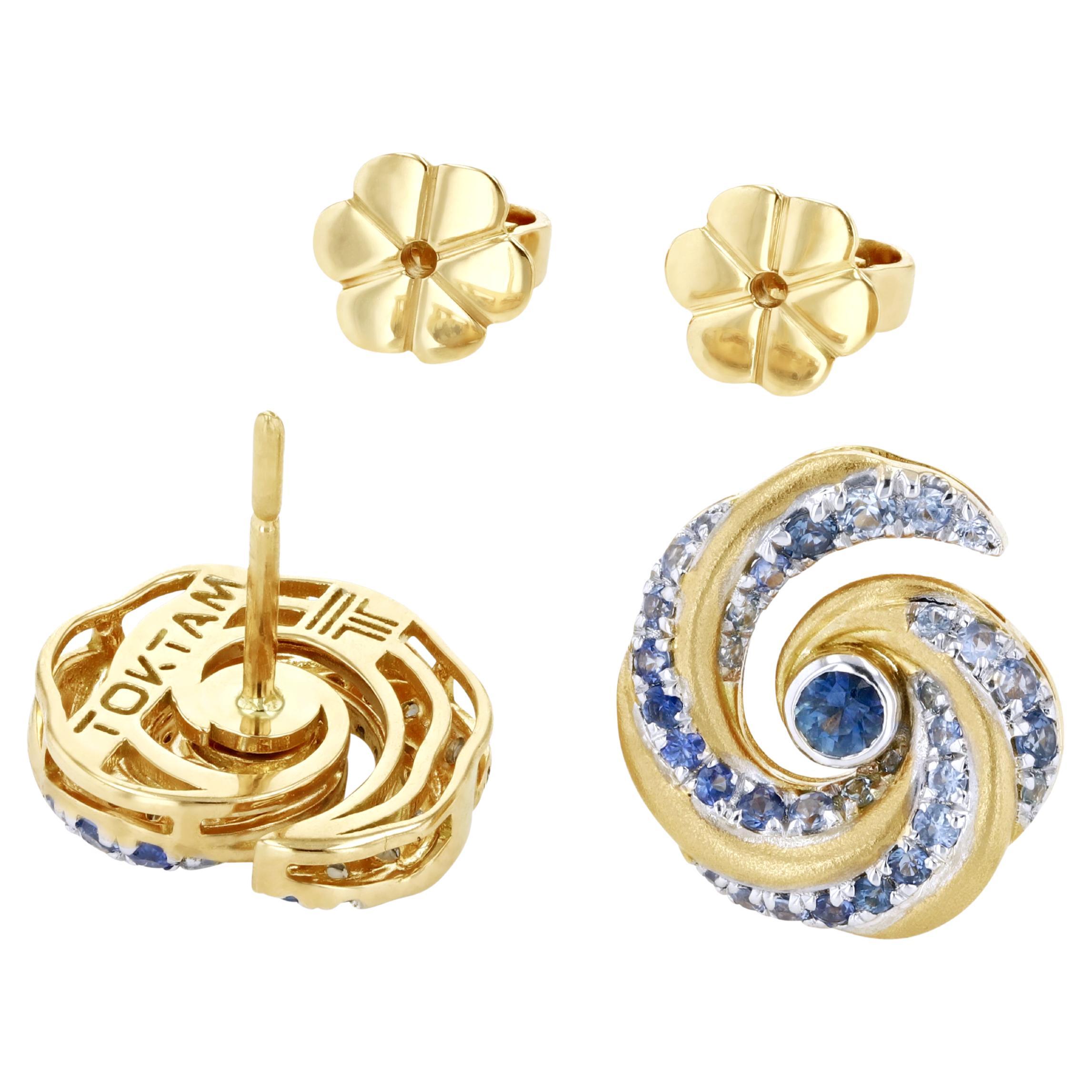 18K Yellow Gold Blue Sapphire Stud Earrings with Diamonds For Sale at ...