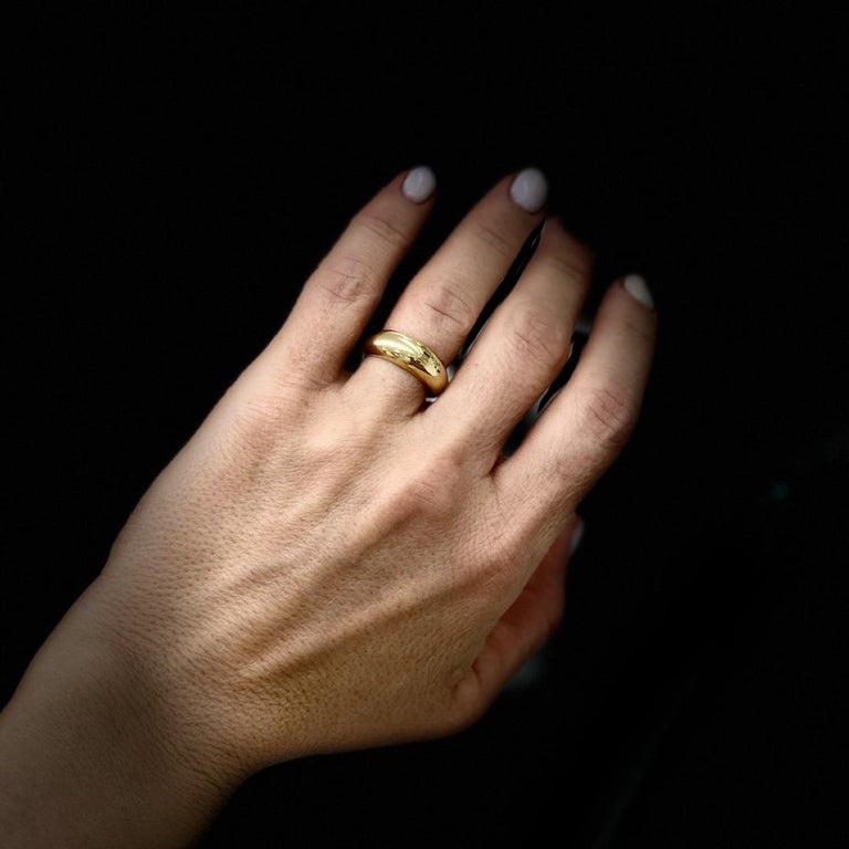 18K Yellow Gold Polished Dome Ring For Sale at 1stDibs