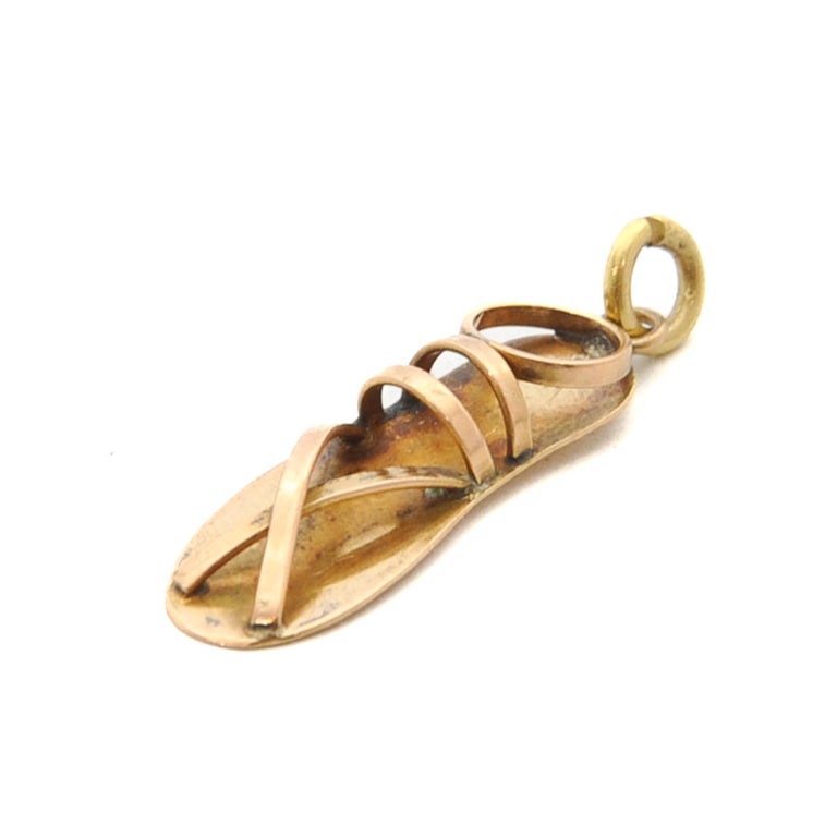Vintage 18 Karat Yellow Gold Roman Sandal Charm Pendant For Sale at 1stDibs