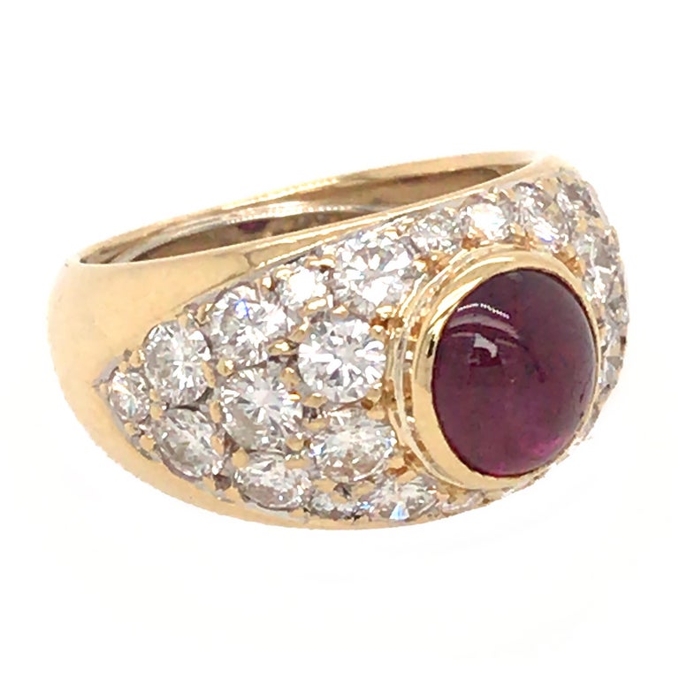 18k Yellow Gold Ruby and Diamond Pave Ring For Sale at 1stDibs