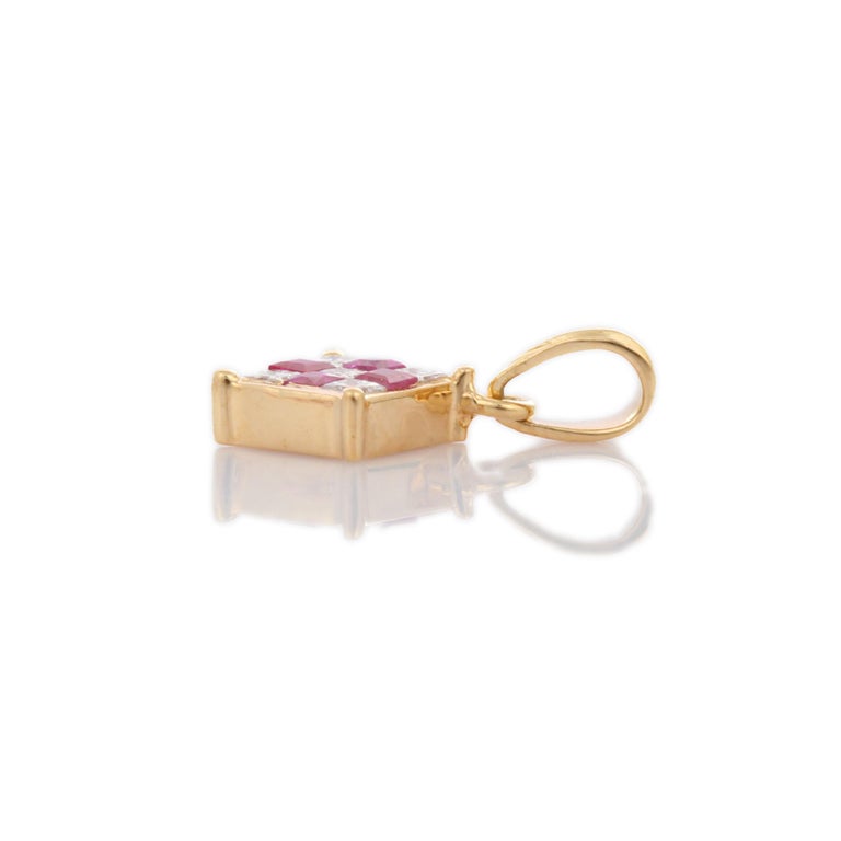 18K Yellow Gold Ruby and Diamond Studded in Square, Ruby Diamond Square ...