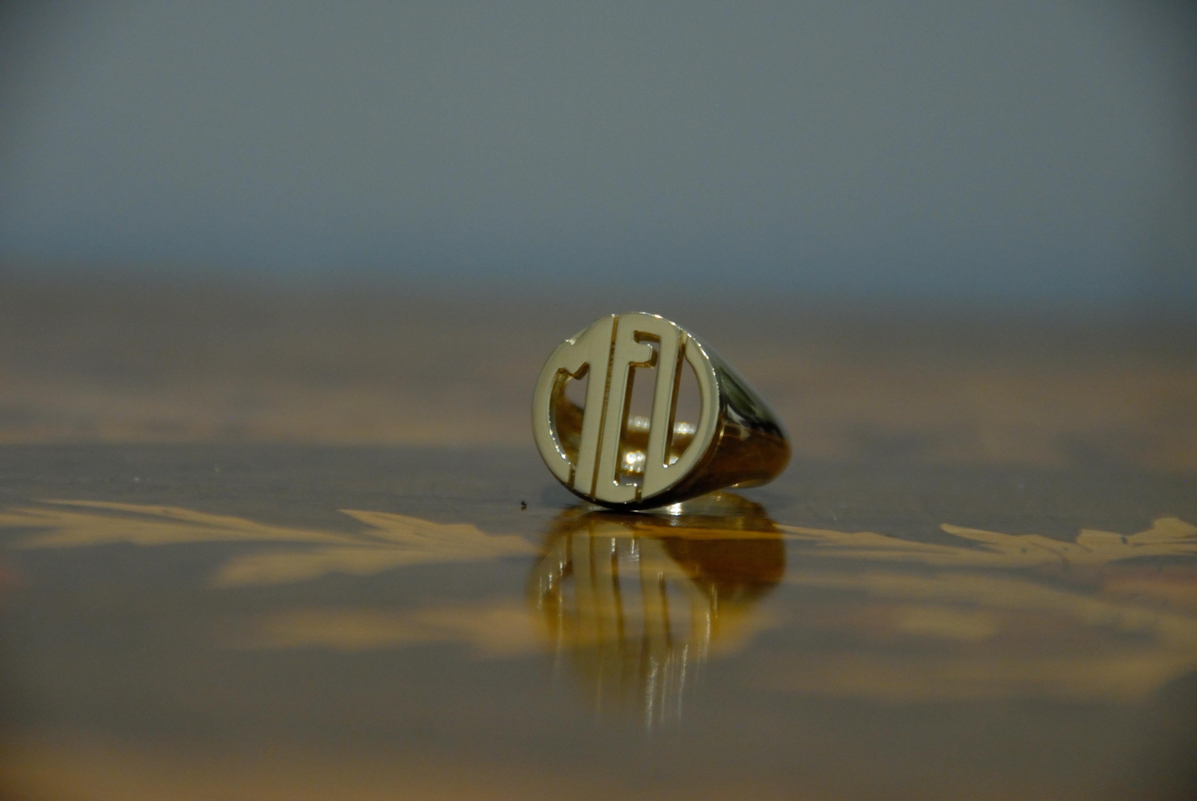 Customizable 18K Yellow Gold Signet Ring Handcrafted in Italy with MEL ...