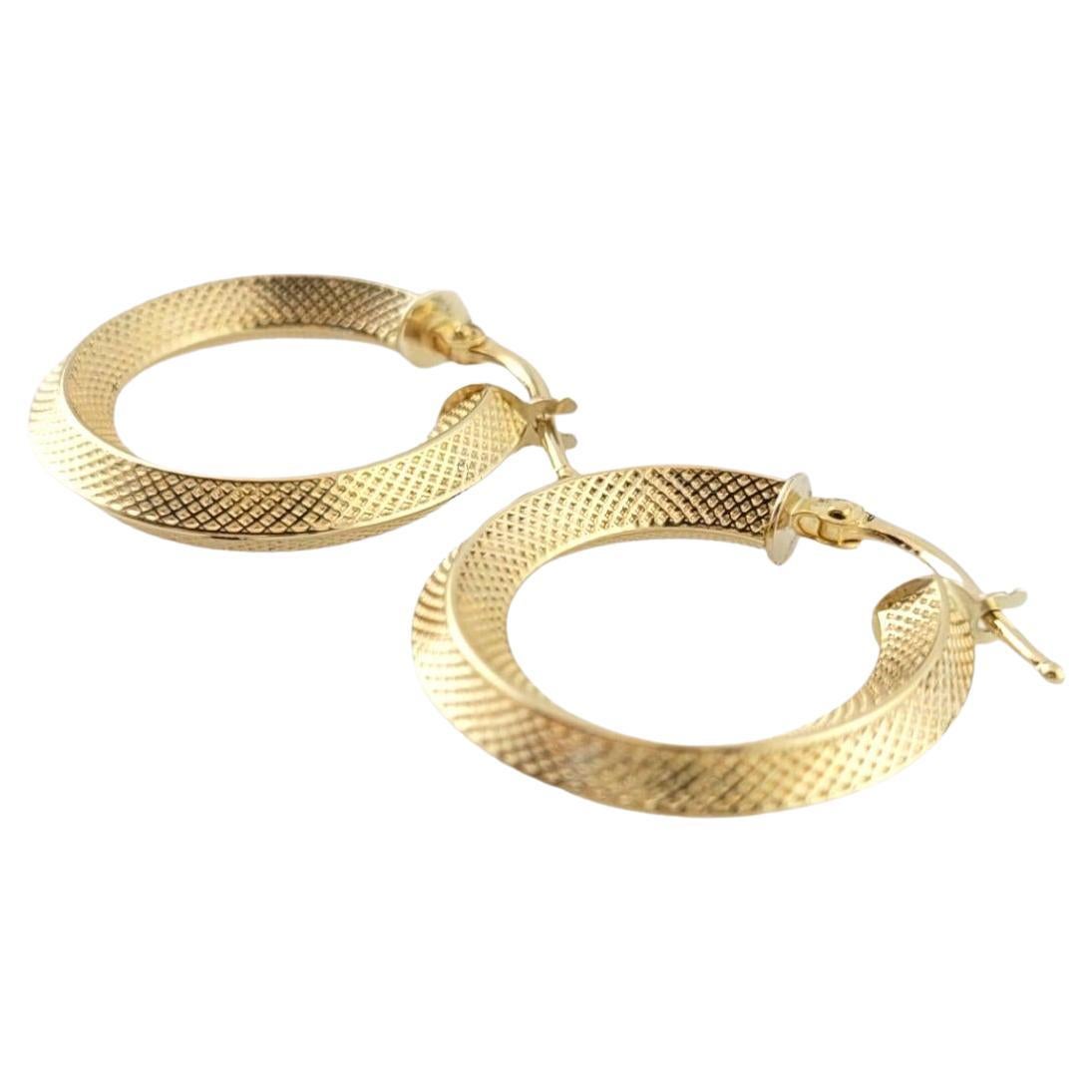 18 Karat Yellow Gold Textured Chunky Hoop Earrings For Sale at 1stDibs ...