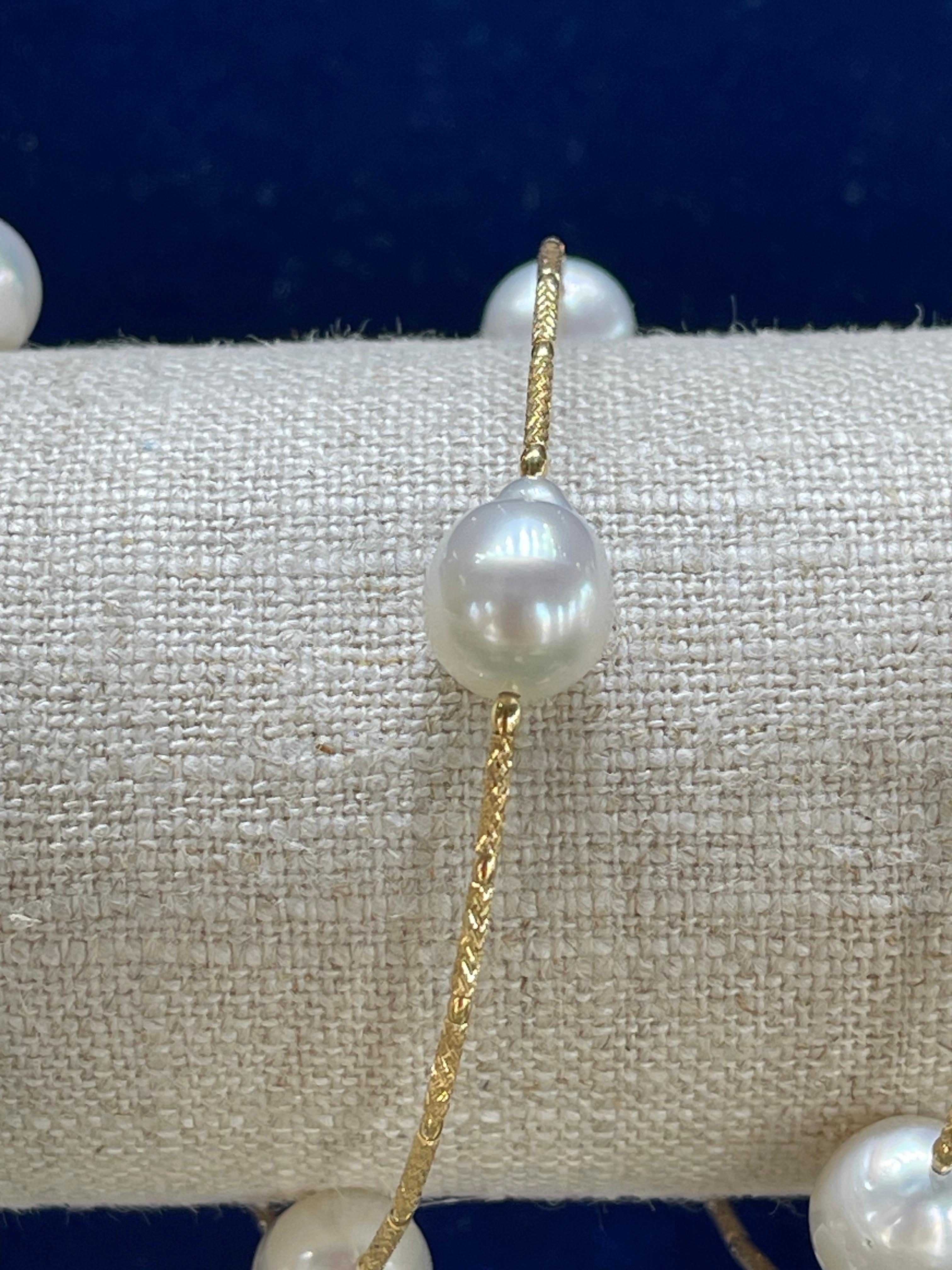 18K Yellow Gold Wire Cable White Pearl Bracelet For Sale at 1stDibs