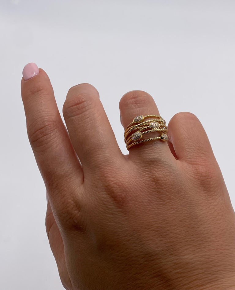 18K Yellow Gold Woven Diamond Ring For Sale at 1stDibs