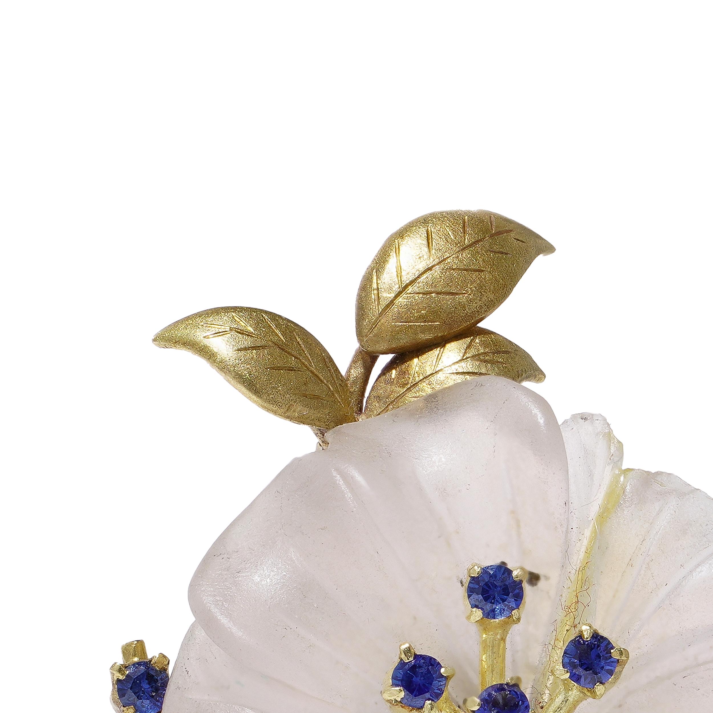 18kt gold rock crystal and diamond flower brooch For Sale at 1stDibs