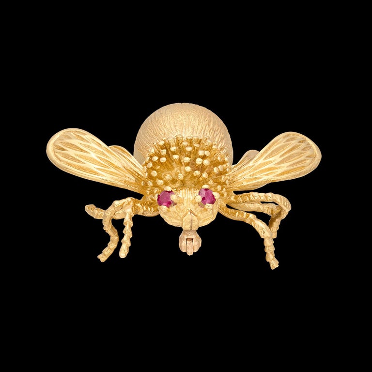18 Karat Gold and Ruby Bug Brooch by Tiffany and Co. For Sale at 1stDibs