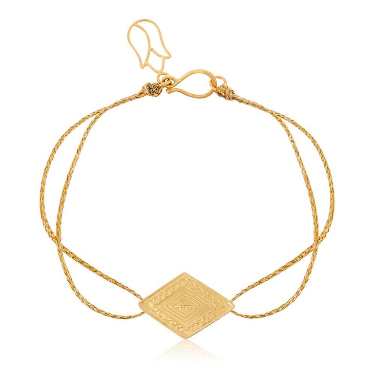 18kt Gold Stamp Diamond Shaped Cord Bracelet, Plain Gold For Sale at ...