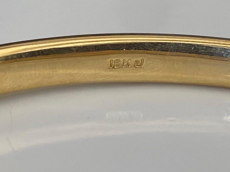 18kt Yellow Gold and Diamond Estate Bangle For Sale at 1stDibs
