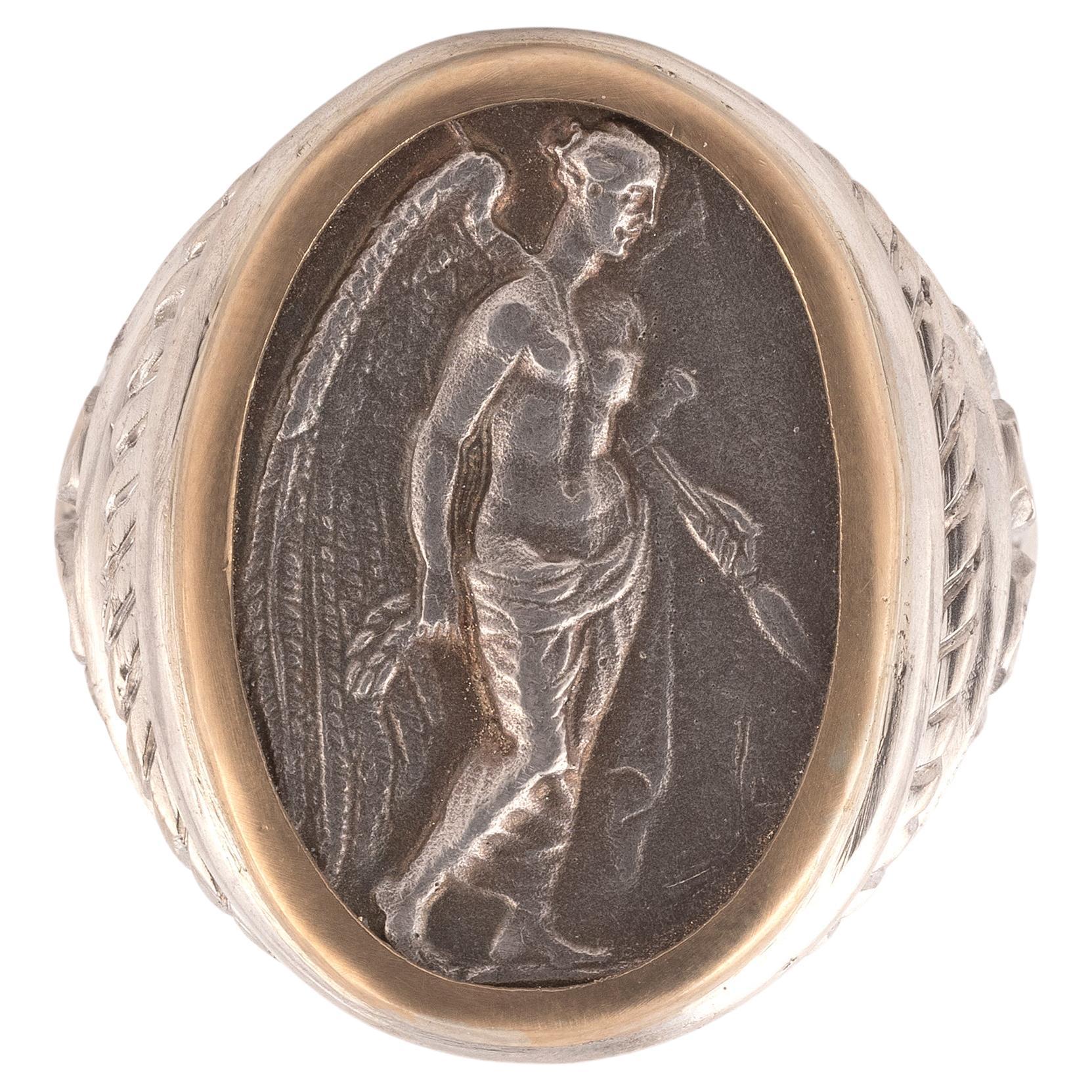 18kt Yellow Gold And Silver Cameo Victory Men's Ring For Sale at 1stDibs