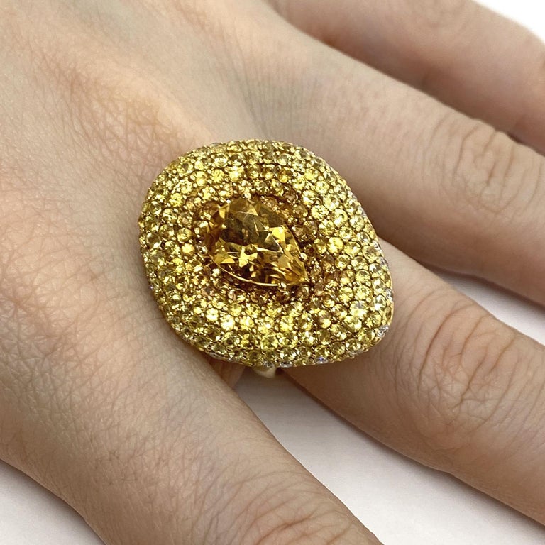 18Kt Yellow Gold "Arum Flower" Ring, Drop-Cut Citrine Sapphires and ...