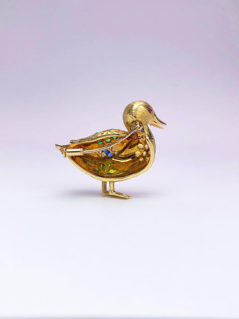 18 Karat Yellow Gold Duck Brooch with Diamonds, Sapphires and ...