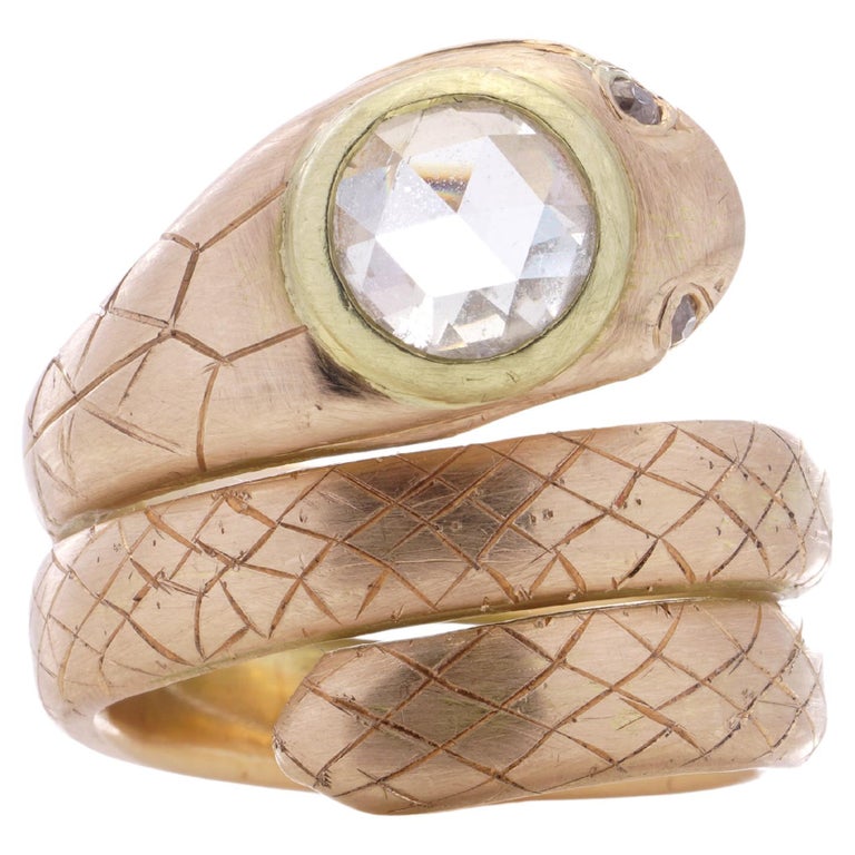 18 Karat Yellow Gold Men's Snake Ring with 1.90 Carat Rose-Cut Diamond For Sale at 1stDibs