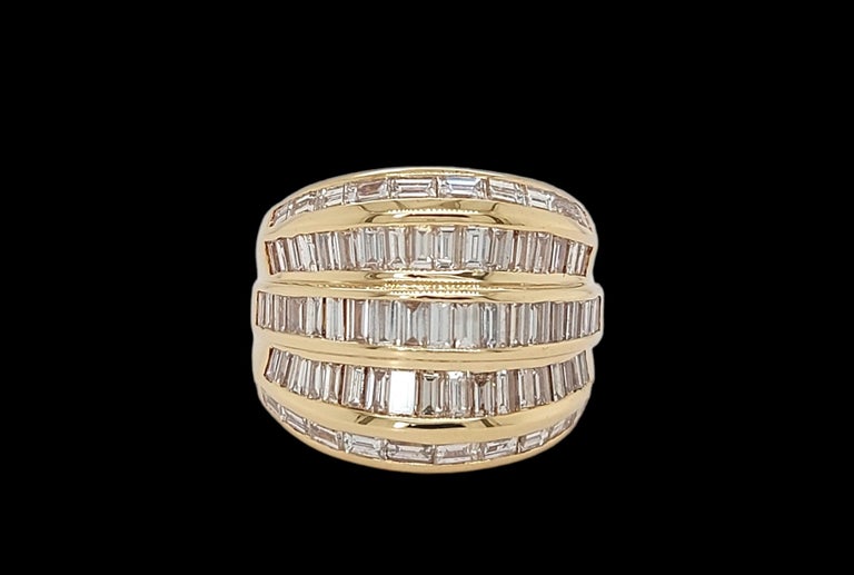 18kt Yellow Gold Ring 4.5 Carat, Baguette Cut Diamonds, Estate Sultan ...
