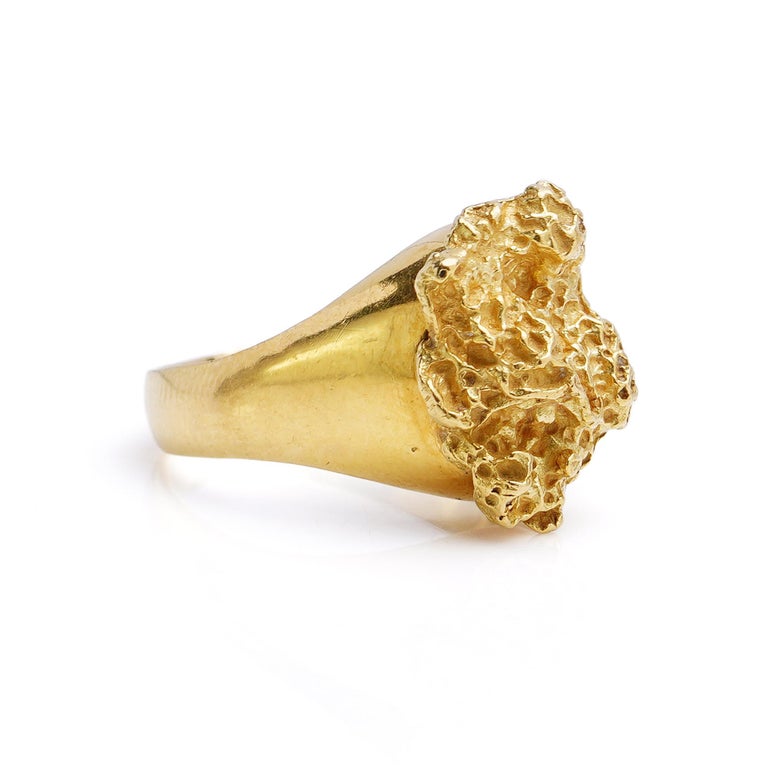 18kt. Yellow Gold Vintage Gold Nugget Shaped Textured Ring For Sale at ...