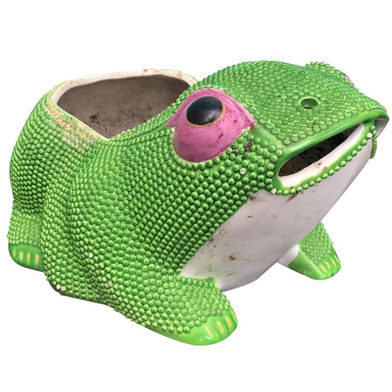 18th-19th Century Antique Chinese Green Frog Planter at 1stDibs