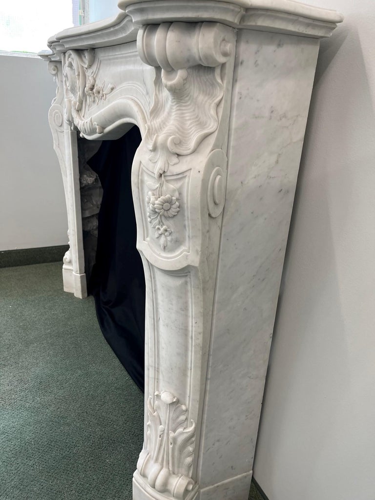 18th C. Louis XV Style Rococo Mantel in Cararra Marble For Sale at 1stDibs