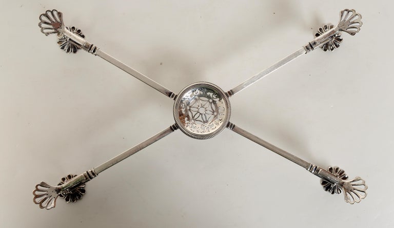 18th c Sterling Silver Dish Cross by William Plummer c1780 For Sale at ...