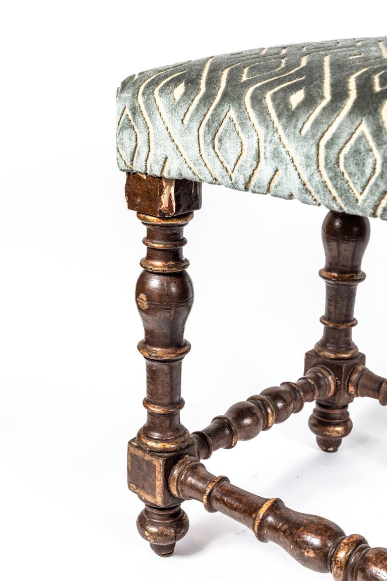 18th Century, Turned-Leg Stools For Sale at 1stDibs