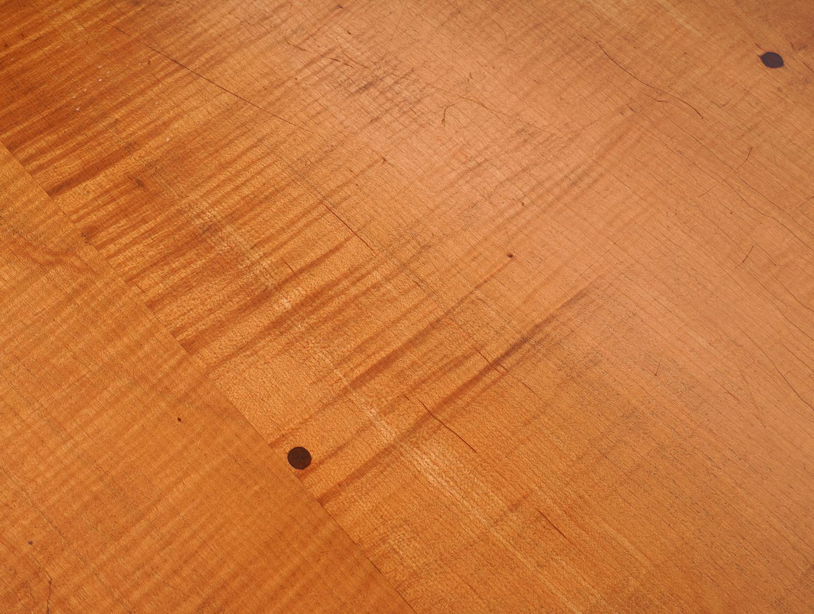 18th Century New England Oval Maple Top and Turned Legs Tavern Table at ...