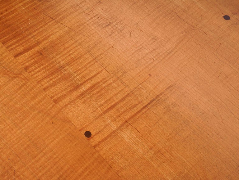 18th Century New England Oval Maple Top and Turned Legs Tavern Table at ...