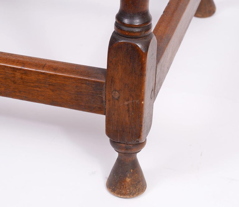 18th Century New England Oval Maple Top and Turned Legs Tavern Table at ...