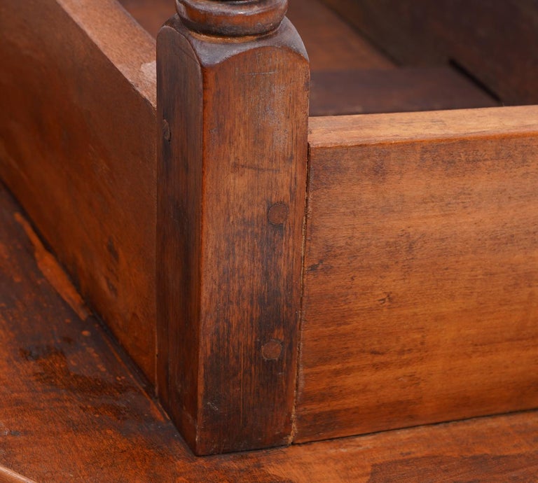 18th Century New England Oval Maple Top and Turned Legs Tavern Table at ...