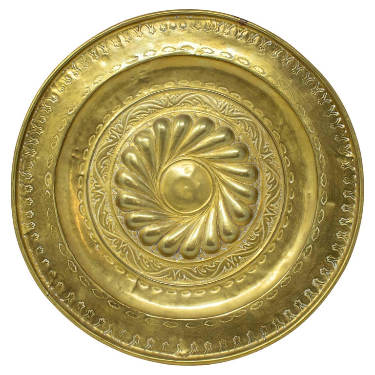 18th Century Almoner Plate Brass For Sale at 1stDibs