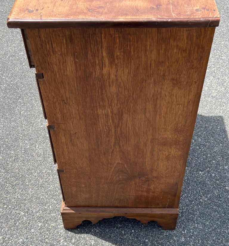 18th Century Birch Chest of Drawers For Sale at 1stDibs